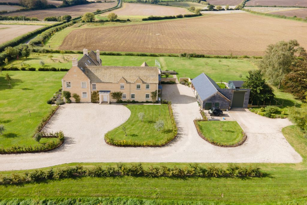 Fifield House | AVENUE