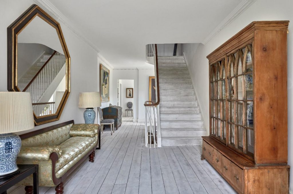 Sapperton Manor | AVENUE
